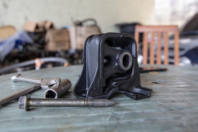 How Much Does It Cost To Replace Motor Mounts?